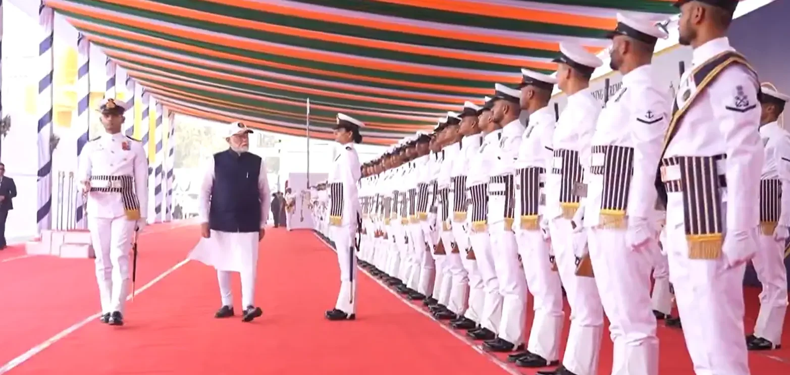 PM Modi Commissions INS Surat, INS Nilgiri and INS Vaghsheer ...